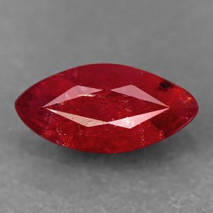 RUBY 0.81ct Lapidado 8.5mm ~ PedrasdeLuxo.com