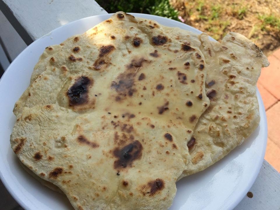 The Vegan Mouse: Chickpea Ketchup Curry and Homemade Roti.