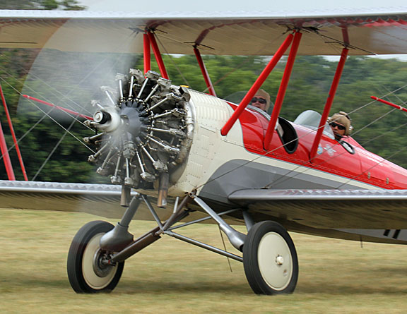 Flying Antique Airplanes: Some airplanes from Blakesburg.