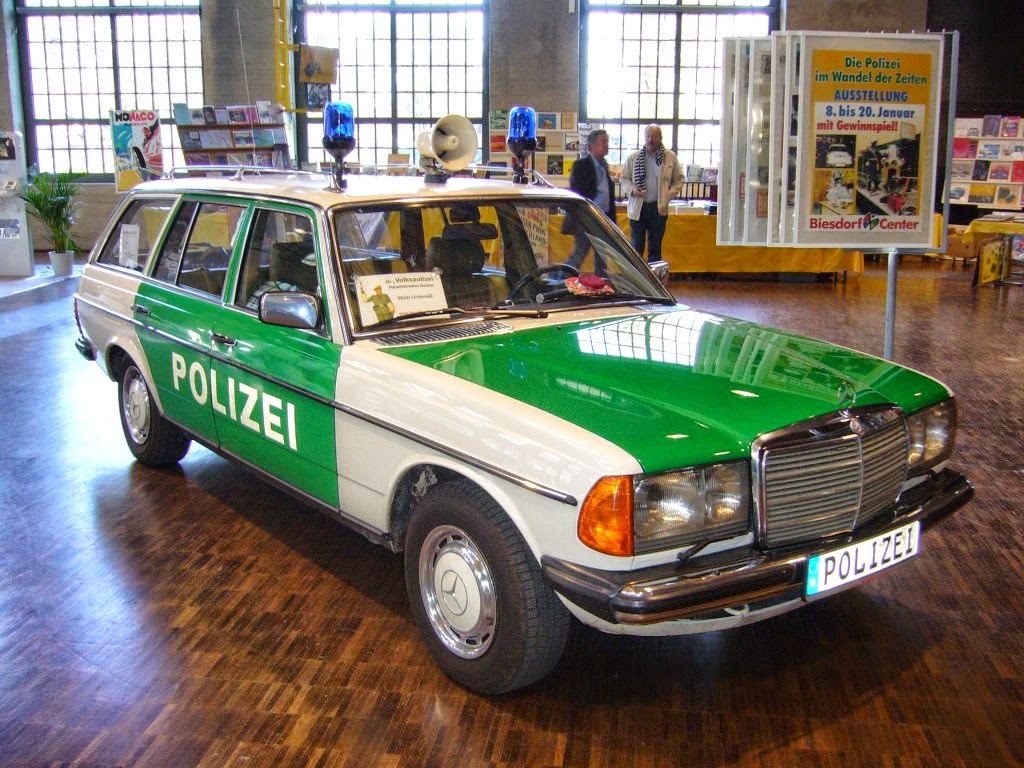 Evolution of German police cars | BENZTUNING