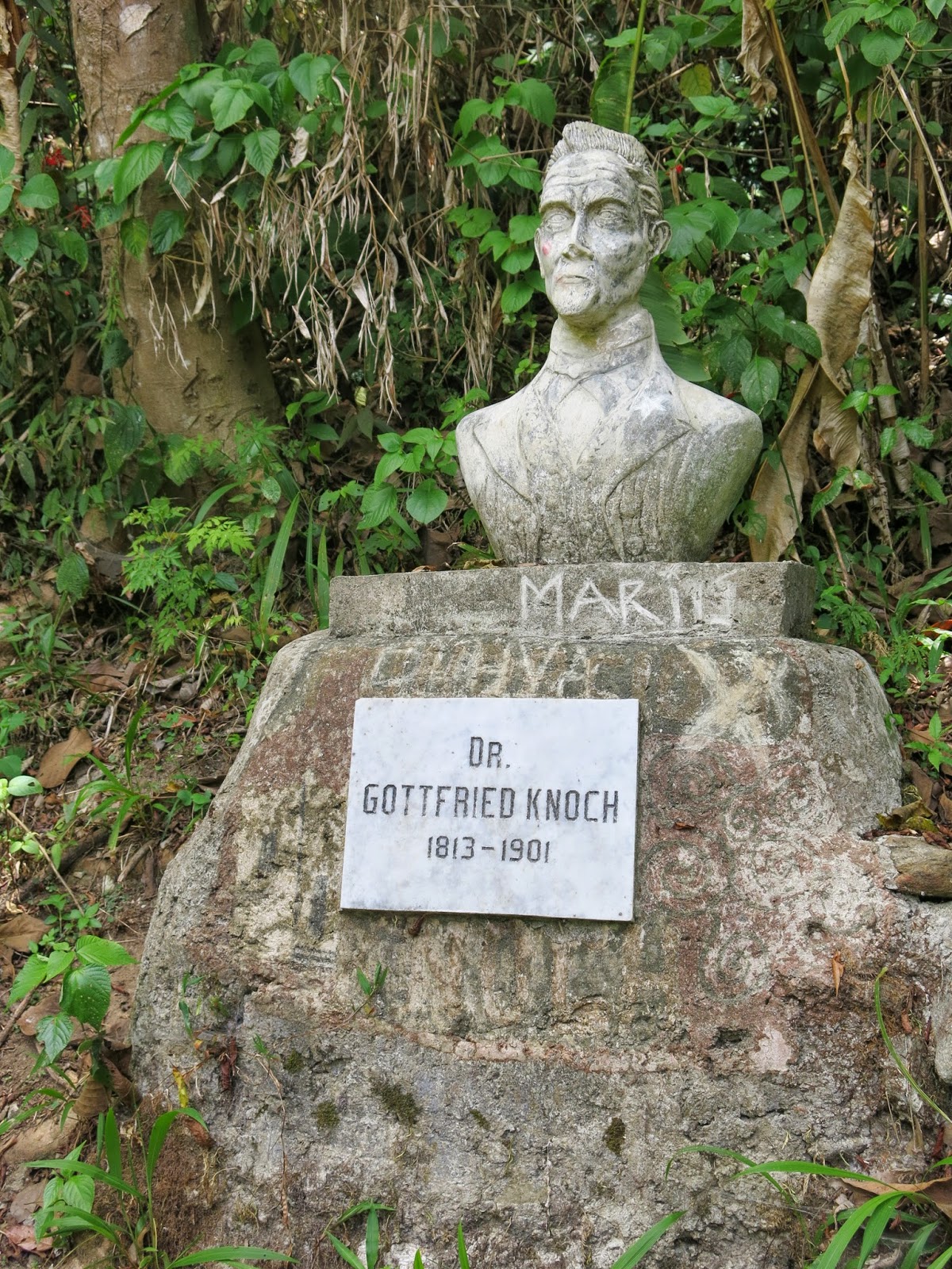 Al estilo majarete: Ruta #5: Mausoleo del doctor Knoche