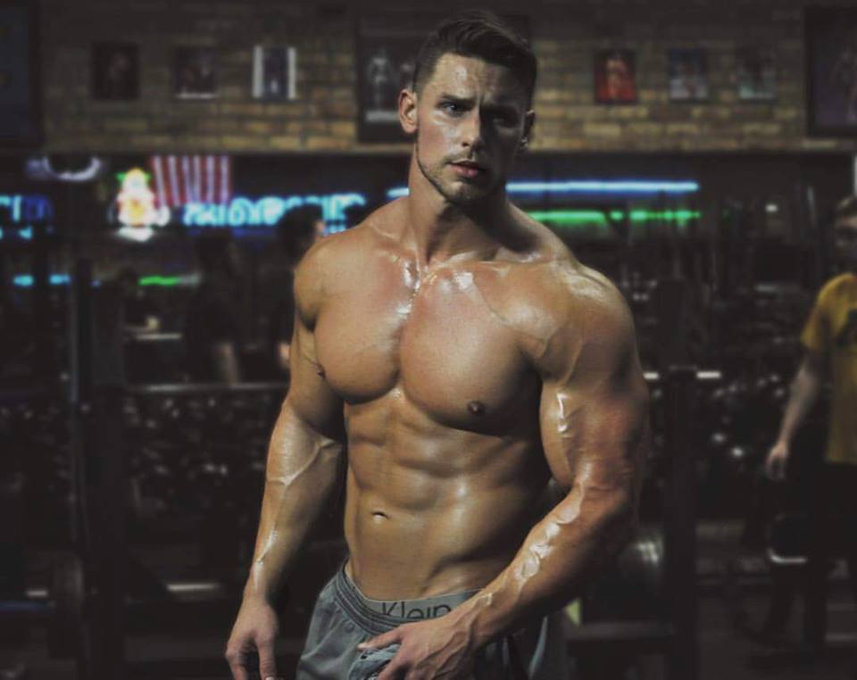 the beauty of male muscle: November 2016