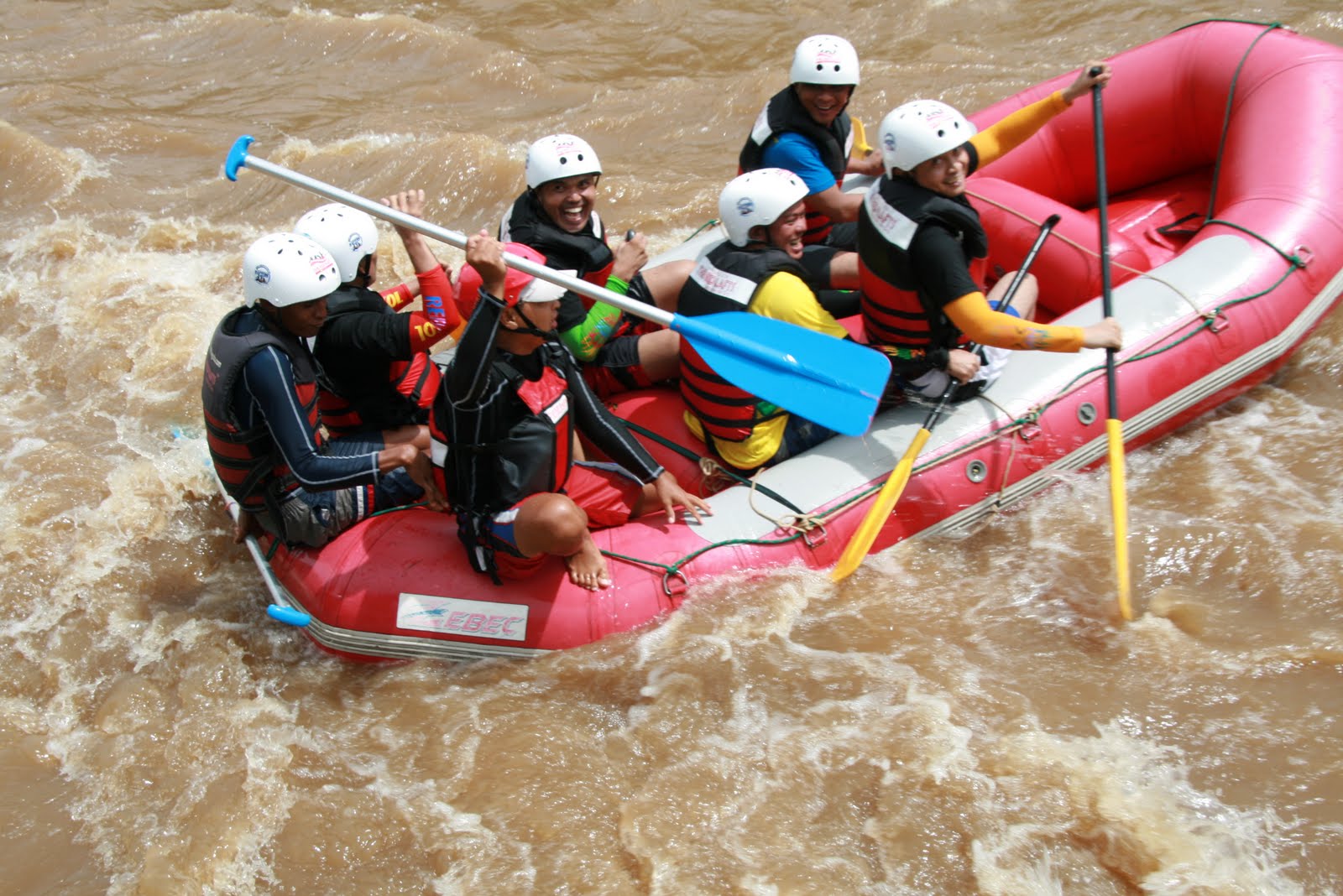 LEXICAL CROWN: WHAT TO EXPECT IN CDO WHITE WATER RAFTING