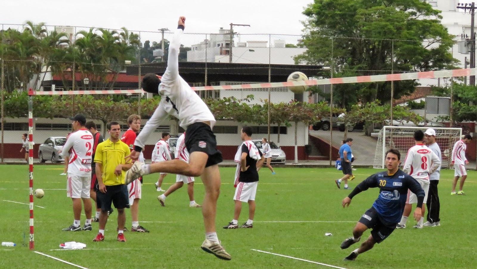 Saiba de Tudo Esporte: Como jogar punhobol (faustball ou fistball)