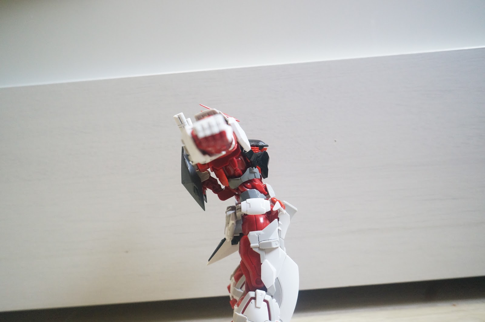 Manpig's Collection: Hi-Resolution Model Gundam Astray Red Frame Review