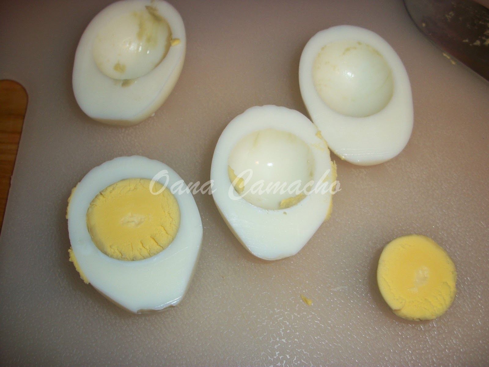 Cooking with love ! : Oua umplute cu pate din ficatei de pui (Chicken ...