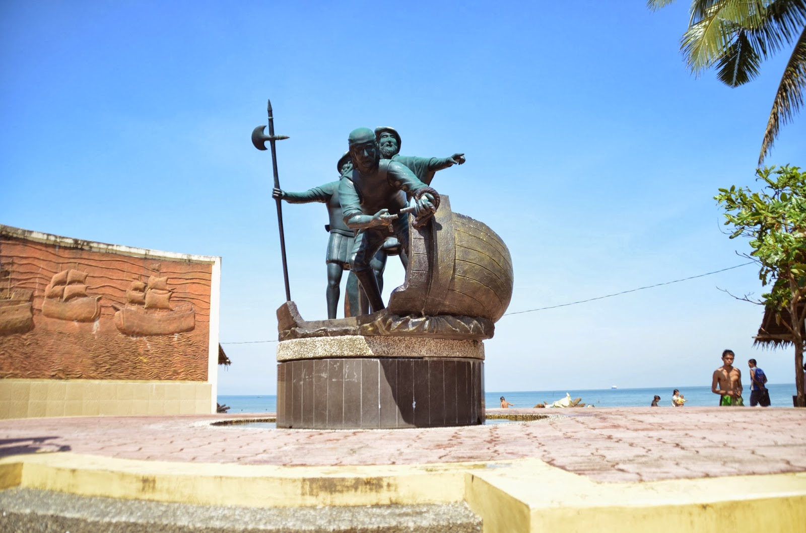 The Couple Backpacker: Magellan's Landing in Masao