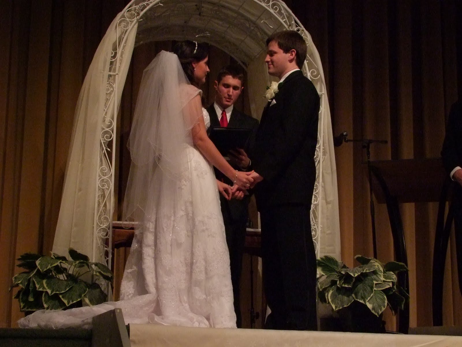 The Gogels: I actually meant to publish this 4 weeks ago. Opps... it ...