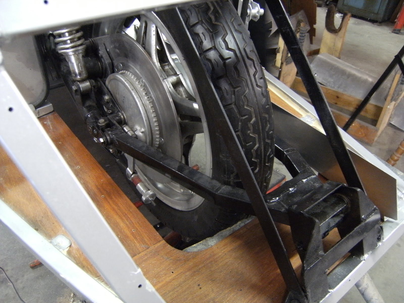 G-R-A's B-R-A: Swing Arm Stay