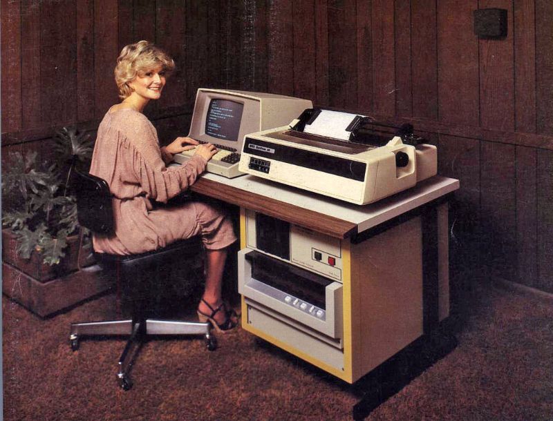 The Golden Age of Floppy Disks: 27 Interesting Vintage Photos of Women ...