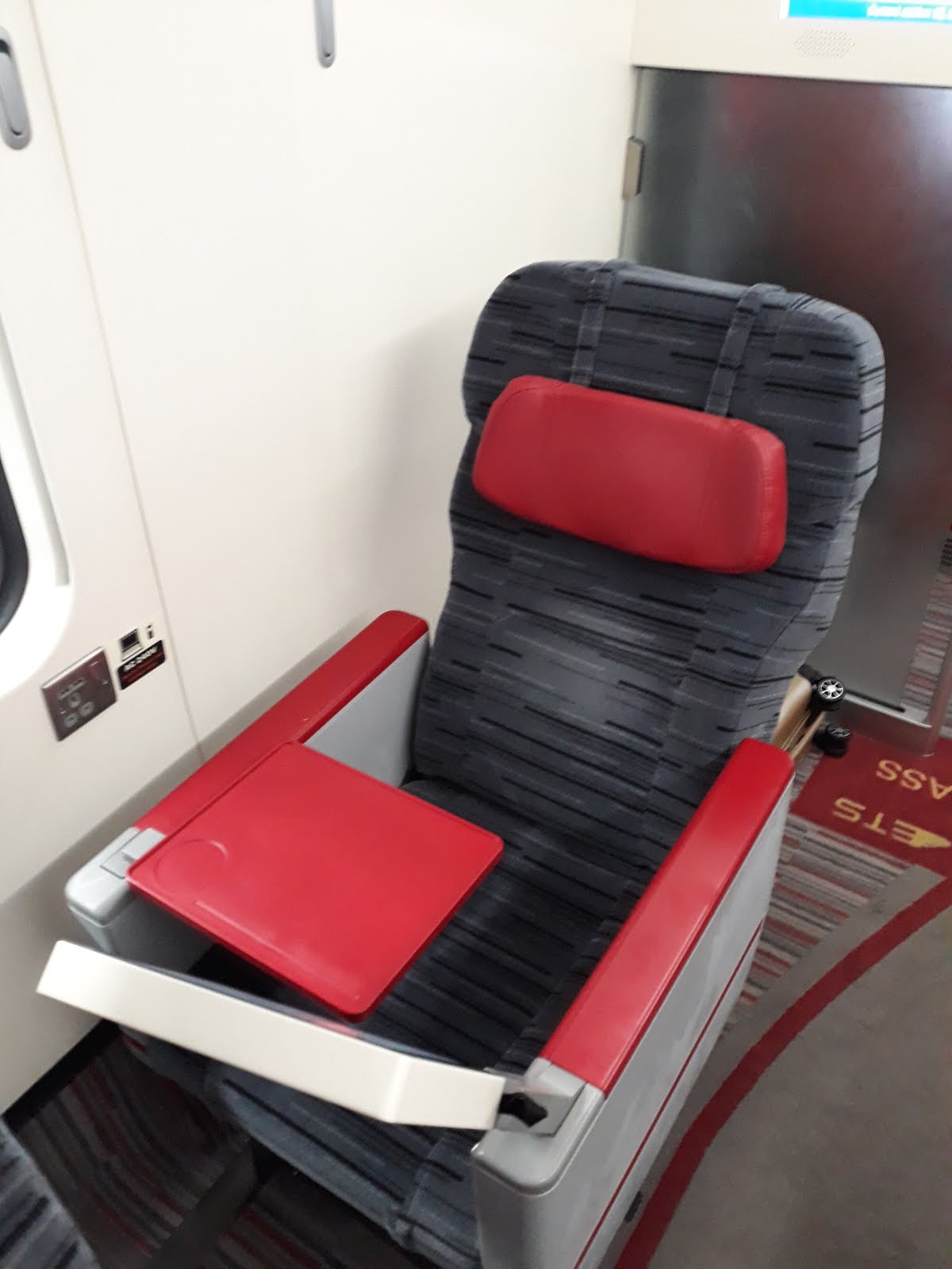 ETS Platinum Business Class - Premium, First-class train experience
