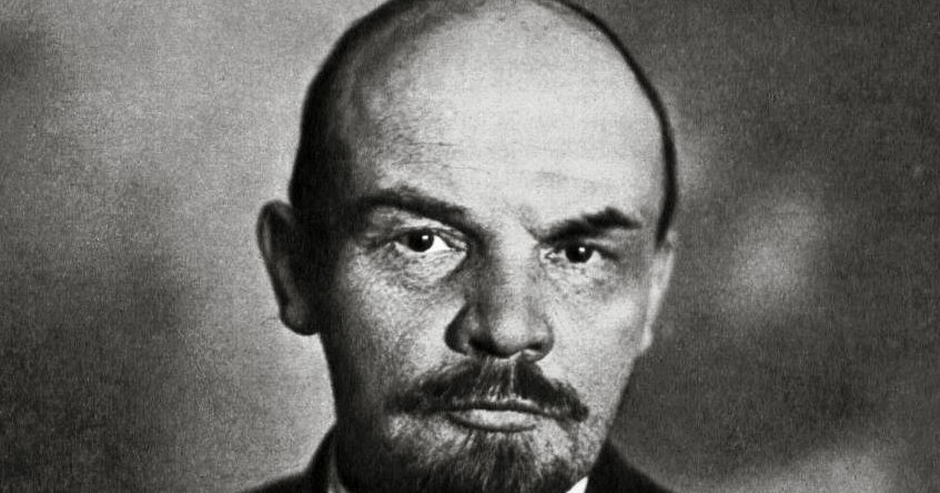 PASATIEMPOS DE HISTORIA: Entrevista a Lenin (y vive para contarlo)