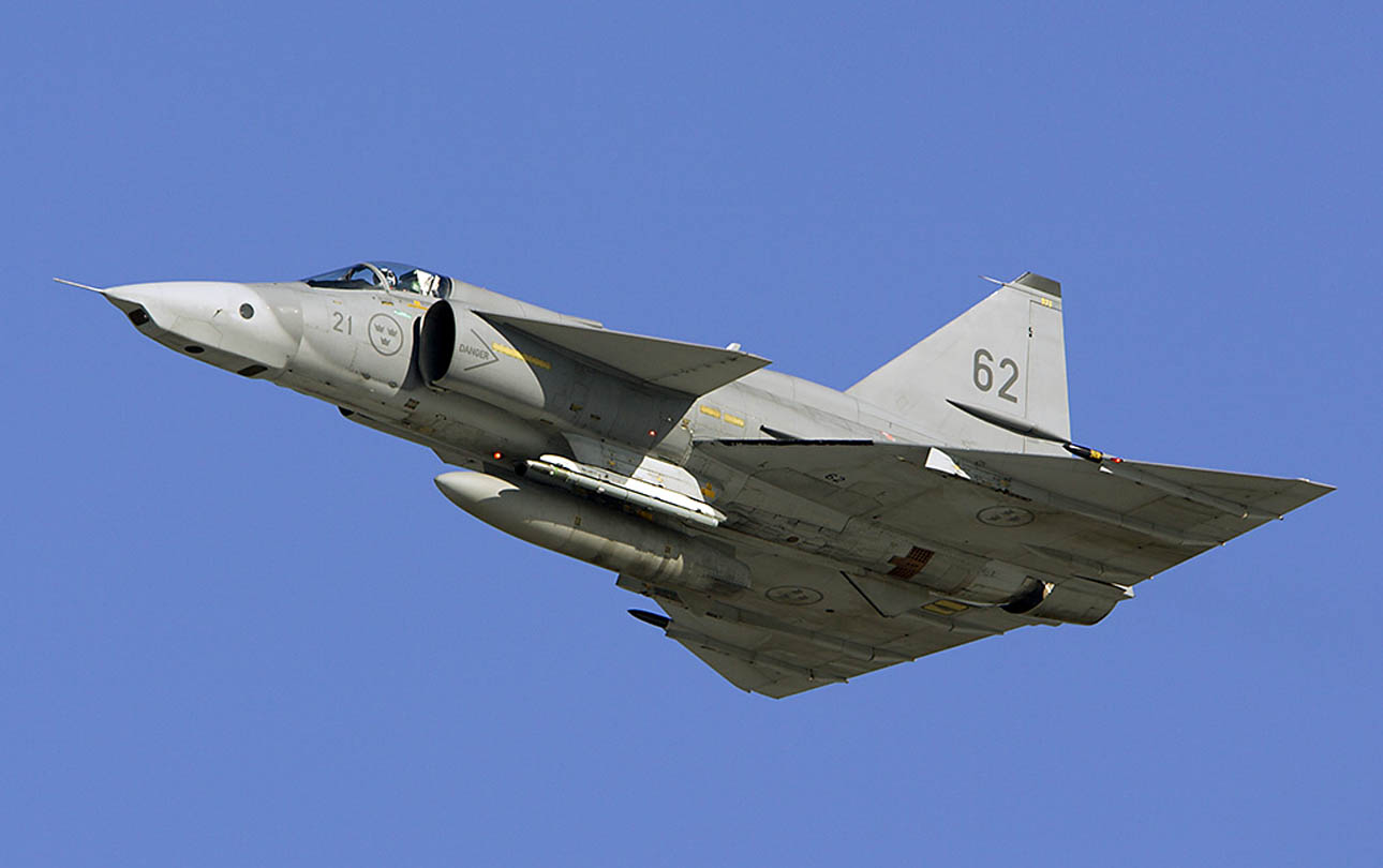 Global War Birds: Saab 37 Viggen