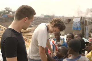 One Direction (Directioners): Red Nose Day One Direction En Ghana (África)