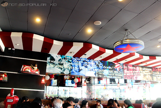 Thank God It's Friday's (TGIF) Restaurant Review - Buffalo Chicken, etc ...