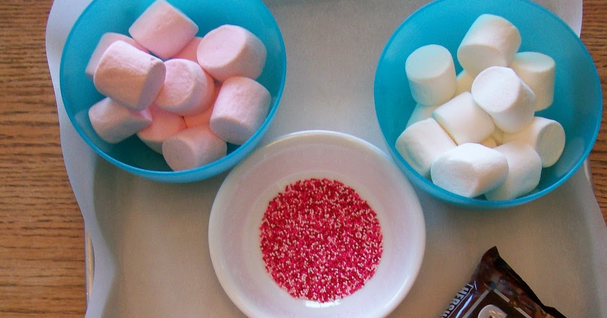 Serving Pink Lemonade: Marshmallow Pops