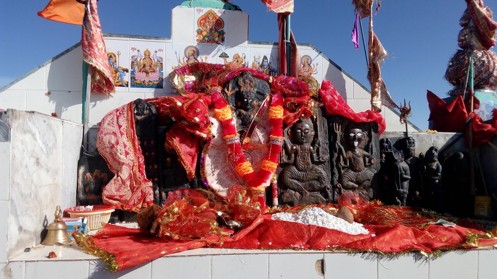 Shikari Mata Mandir mandi । शिकारी माता मंदिर न छत टिकती न बर्फ ...
