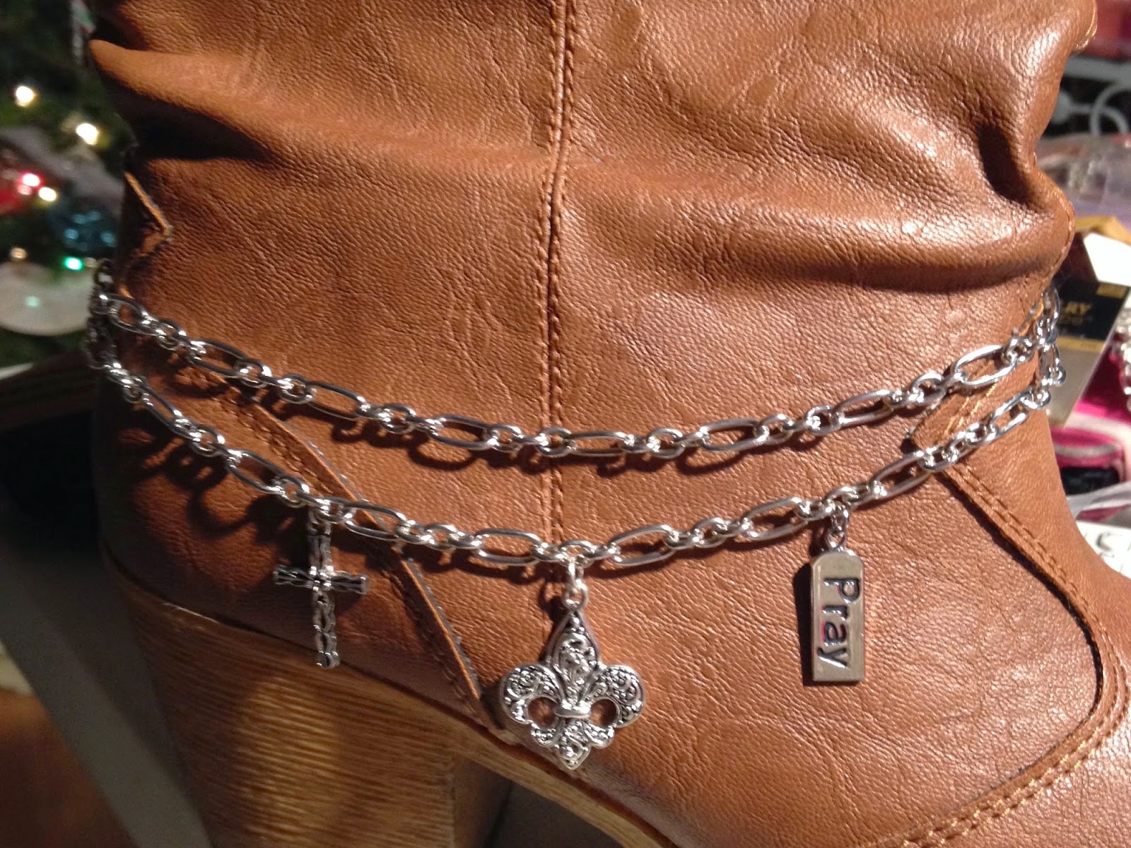 Creative Living by Marty: Boot Chains
