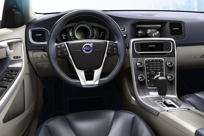 Volvo unveils plans for a beefy V60 Plug-in Hybrid