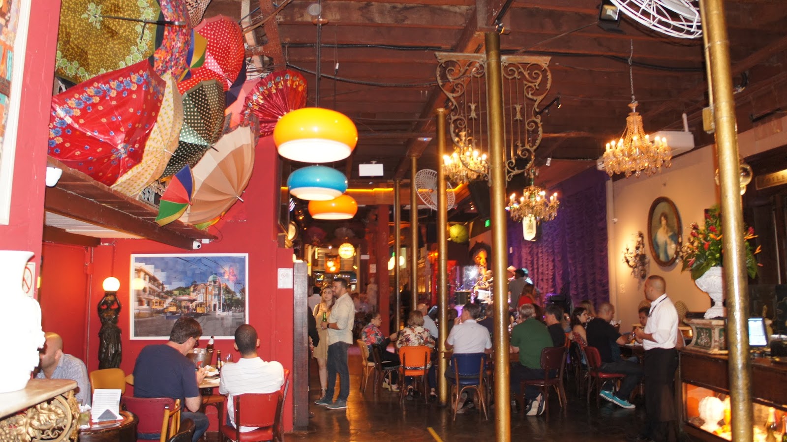 Travel Experiences: RIO SCENARIUM: UMA BOATE DENTRO DE UM MUSEU