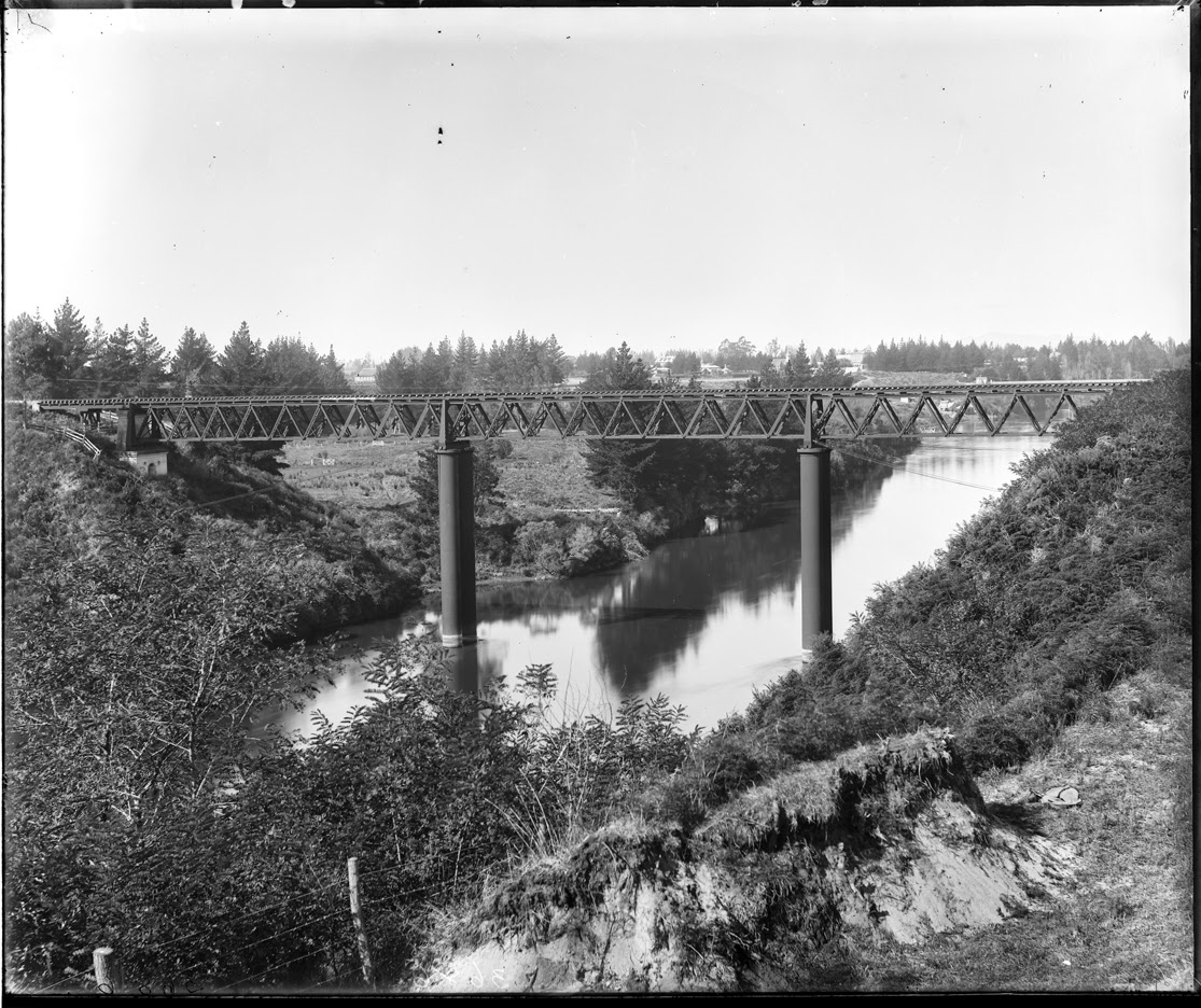 Part of the Past NZ History: Thames Waikato Railway - The first sod ...