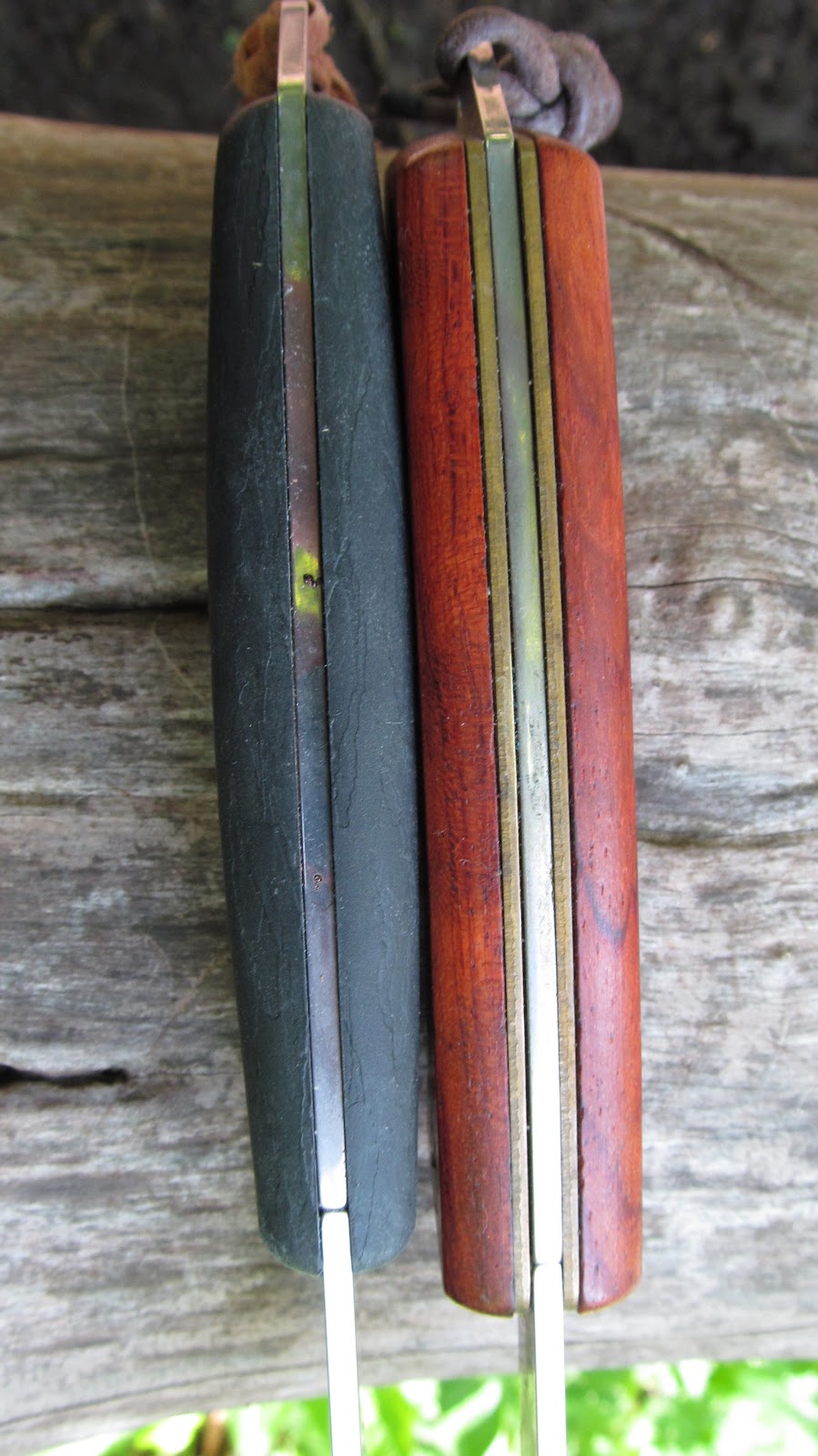 BUZZARD BUSHCRAFT: Best Bushcraft Folder - The Eka Swede 92