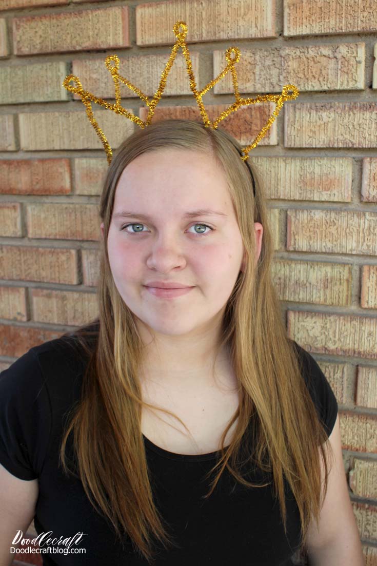 Diy: Pipecleaner Crown Headband - making handycrafts