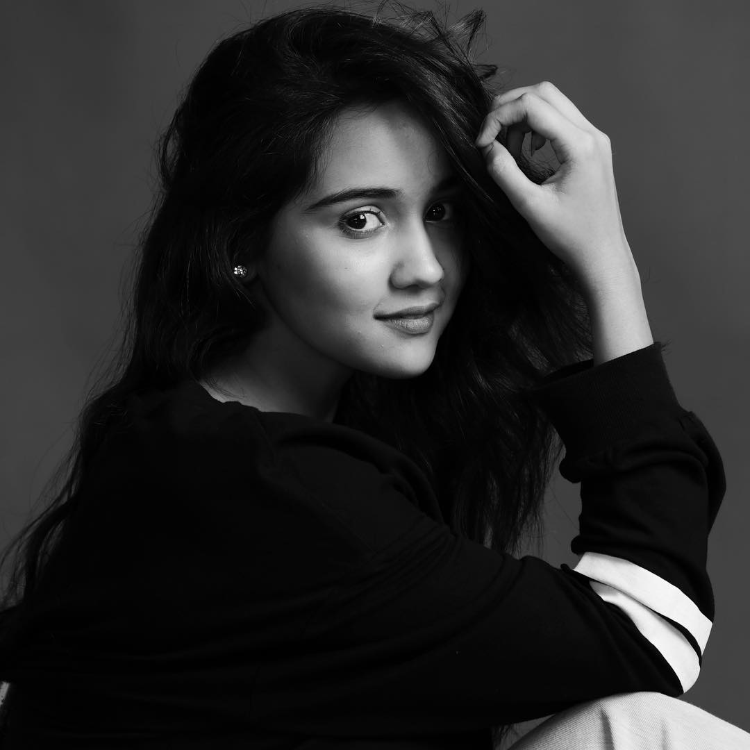 Ashi singh | Wallpaper | Images | Pic Hd | Photo | Image Hd | i_ashisinghh