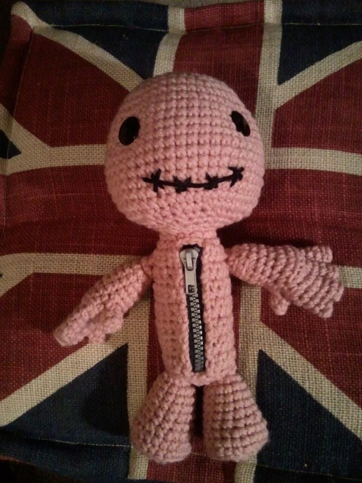 vamptropolis: Pink Zombie Sackboy