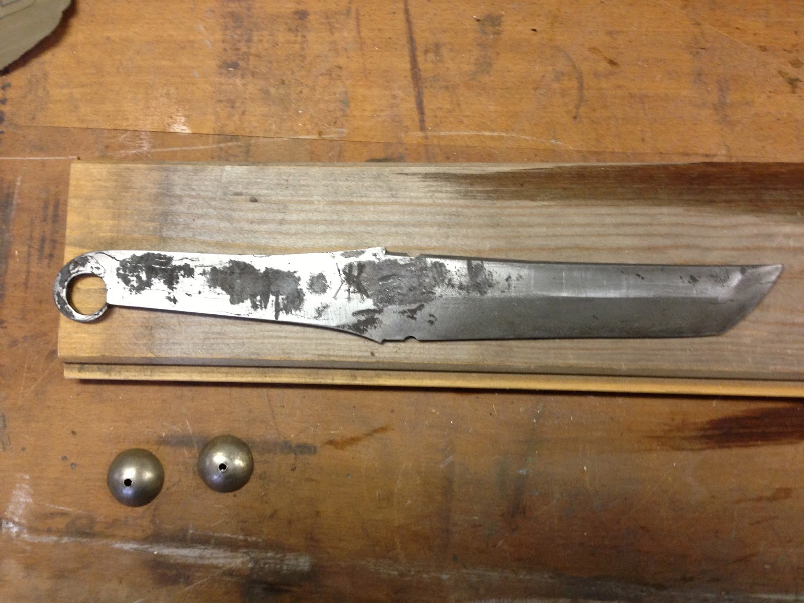 Kampman knives: warabite-tō Ainu/Emishi sword