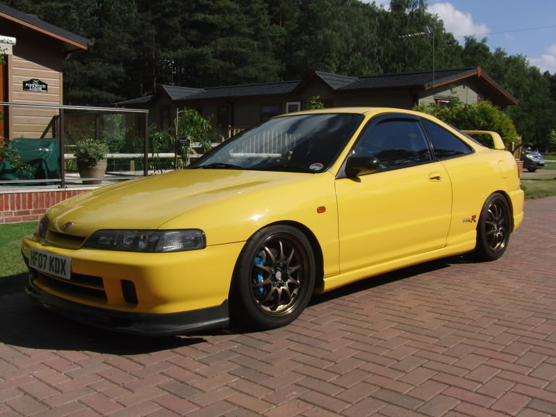 RESPECT Volk Racing: Acura Integra Type R on CE-28Ns