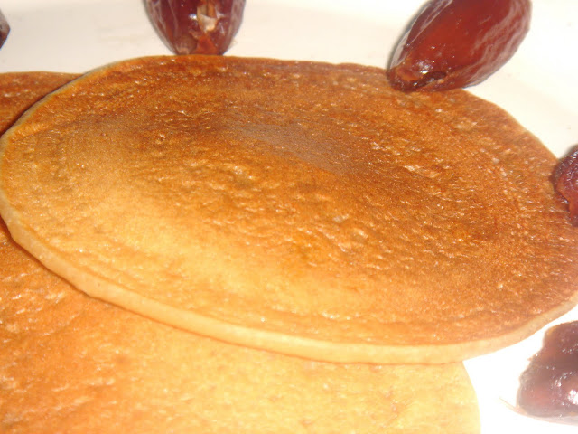 Good Food: Eggless Dates Pancakes