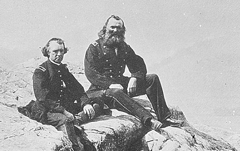 Estructuras organizacionales de McCallum y Emerson