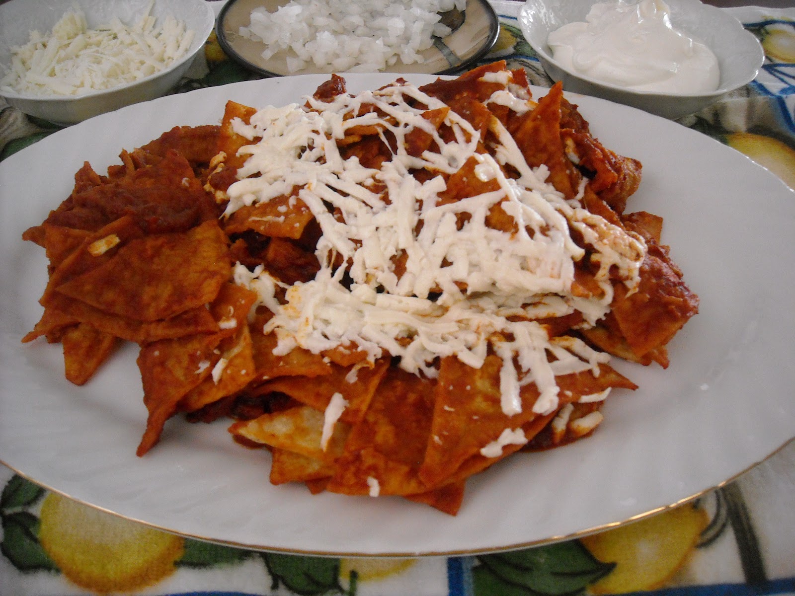 Magdalena's Mexican Kitchen: Chilaquiles Rojos en Salsa de Guajillo