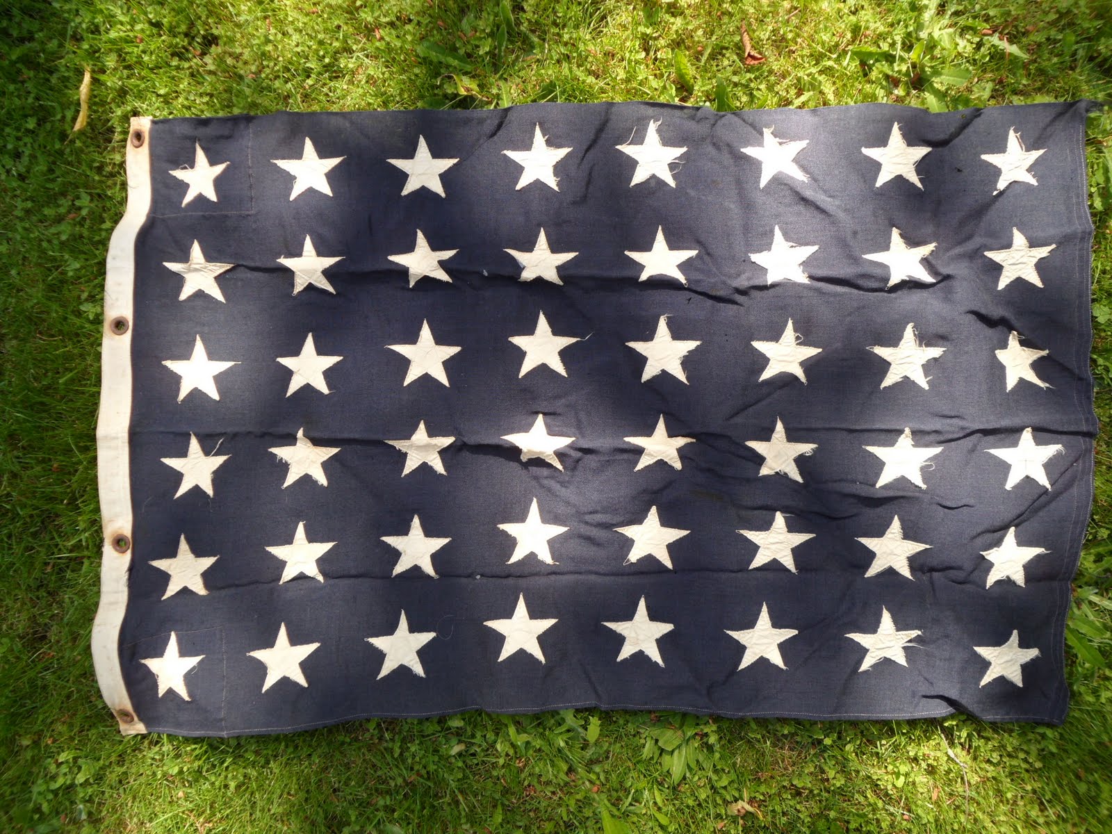 Four Bees: US Union Jack, circa 1912 - 1959, 48 Stars