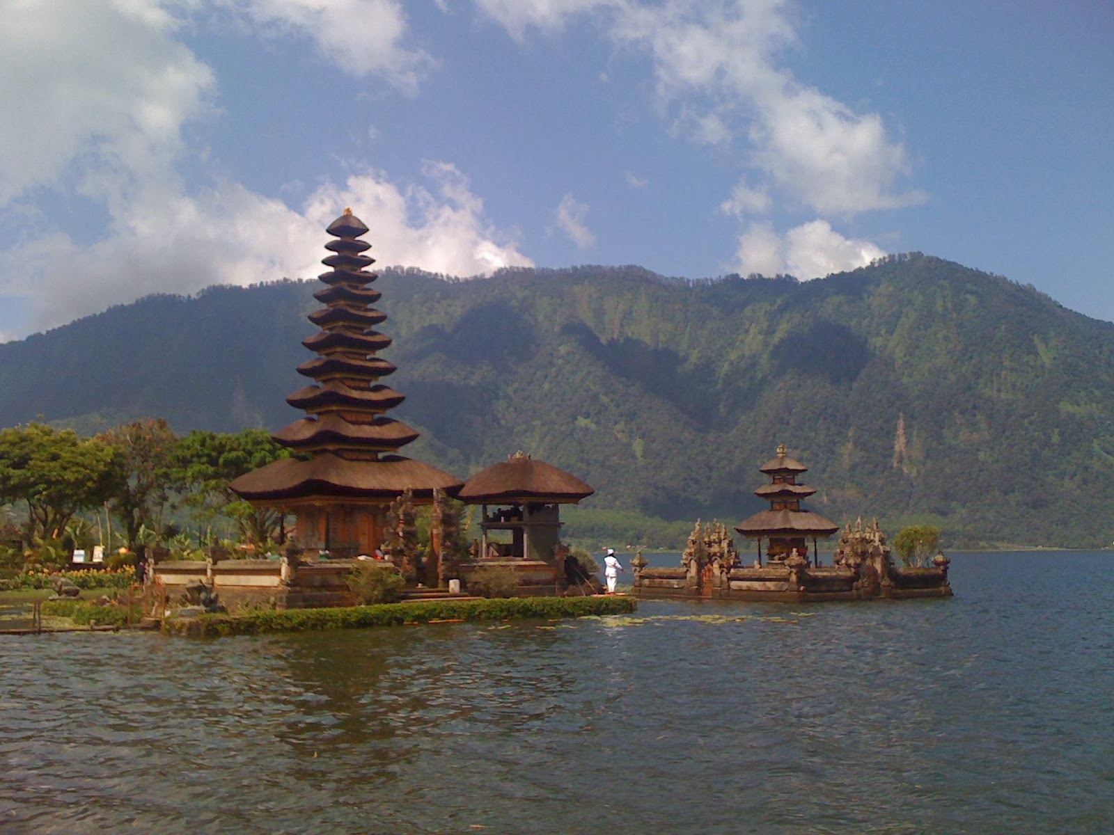 La recette nomade : Le Lac Bratan et le temple Pura Ulun Danau - BALI