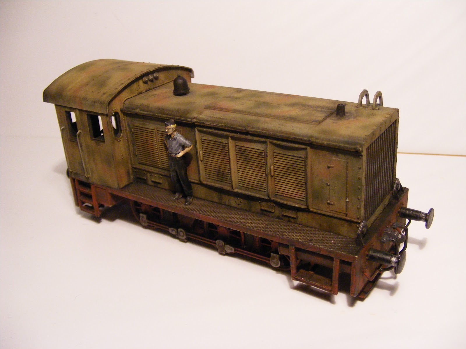 braillebuilder: Hobbyboss kit 82913 German WR360 C12 Locomotive