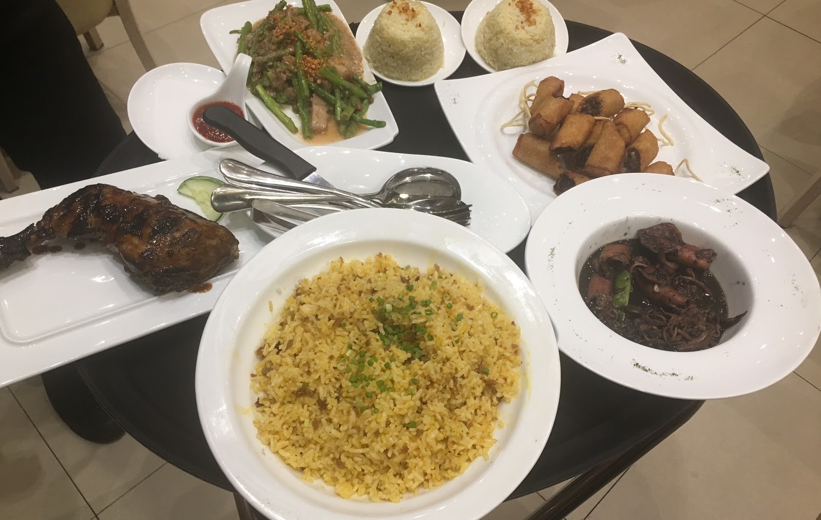 JC's Food Reviews: Kuya J