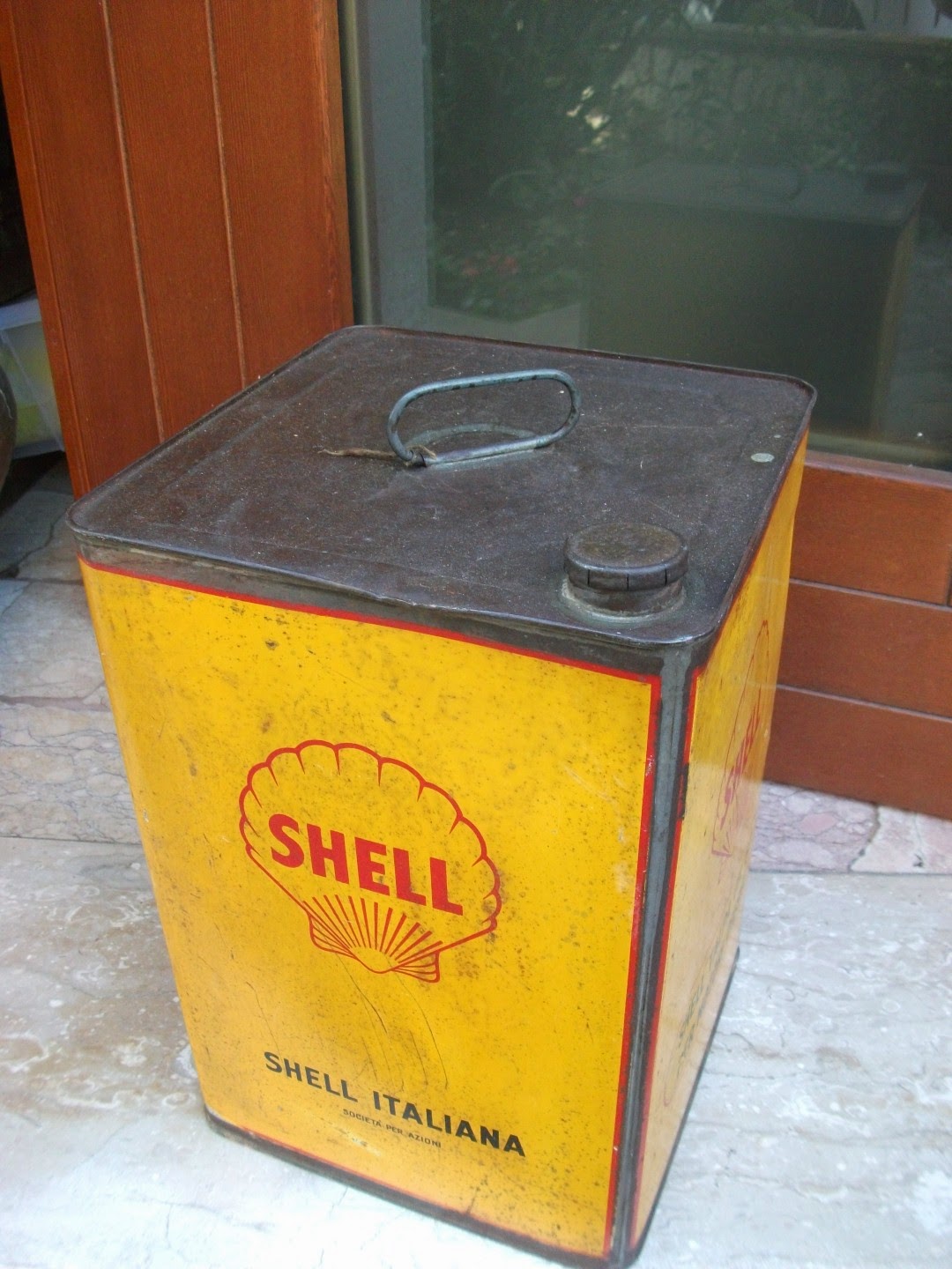 LA BROCANTE DE BLANCHE: BIDONE LATTA SHELL ITALIANA spa