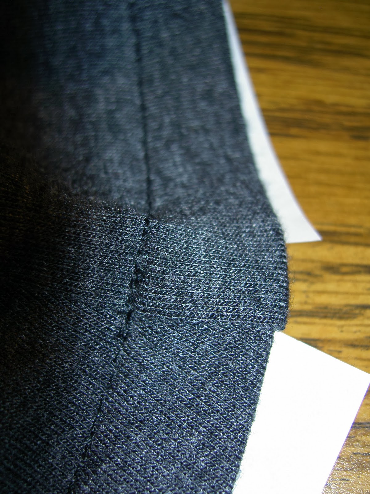 Amanda Sews and other things: Neat knit hemming trick