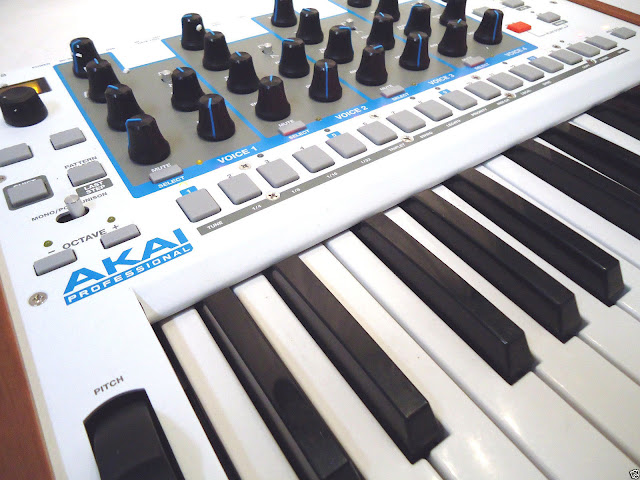 MATRIXSYNTH: Akai Timbre Wolf Analog Synthesizer with Original Box