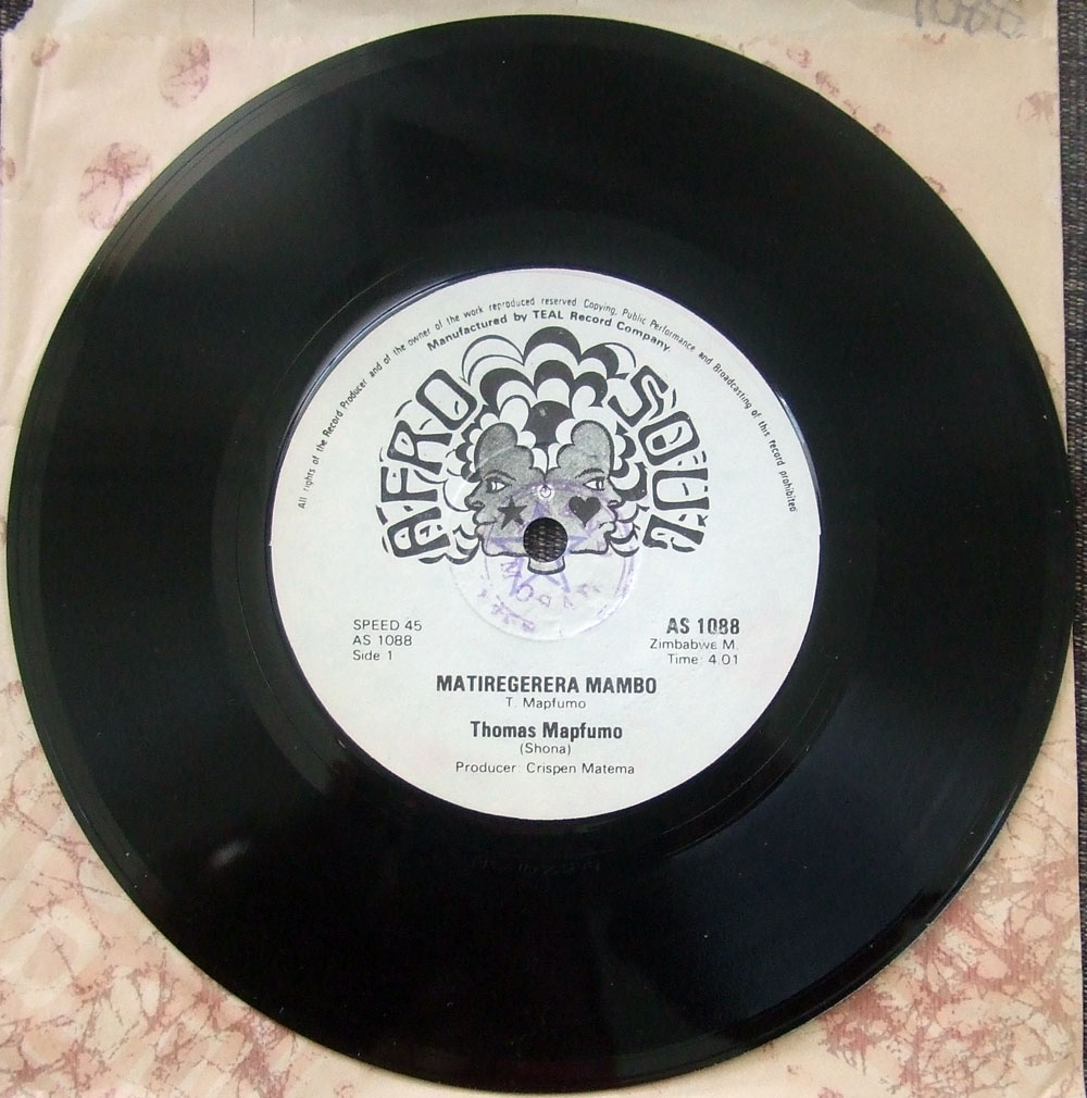 ElectricJive: Thomas Mapfumo - more early singles from the Lion of Zimbabwe