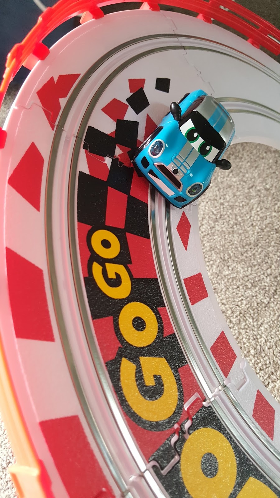 Go Mini Night Challenge Raceway Set | Product Review ... The Yorkshire ...