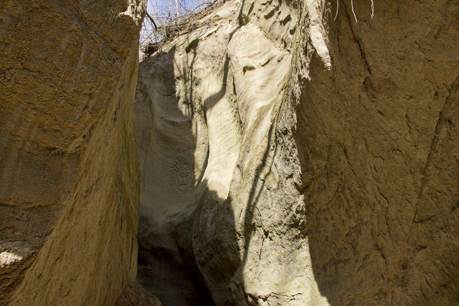 Történetek képekkel: Morgó-gödör