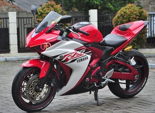 50 Foto Motor Modifikasi Yamaha R25 Terbaru lebih Sporty & Keren
