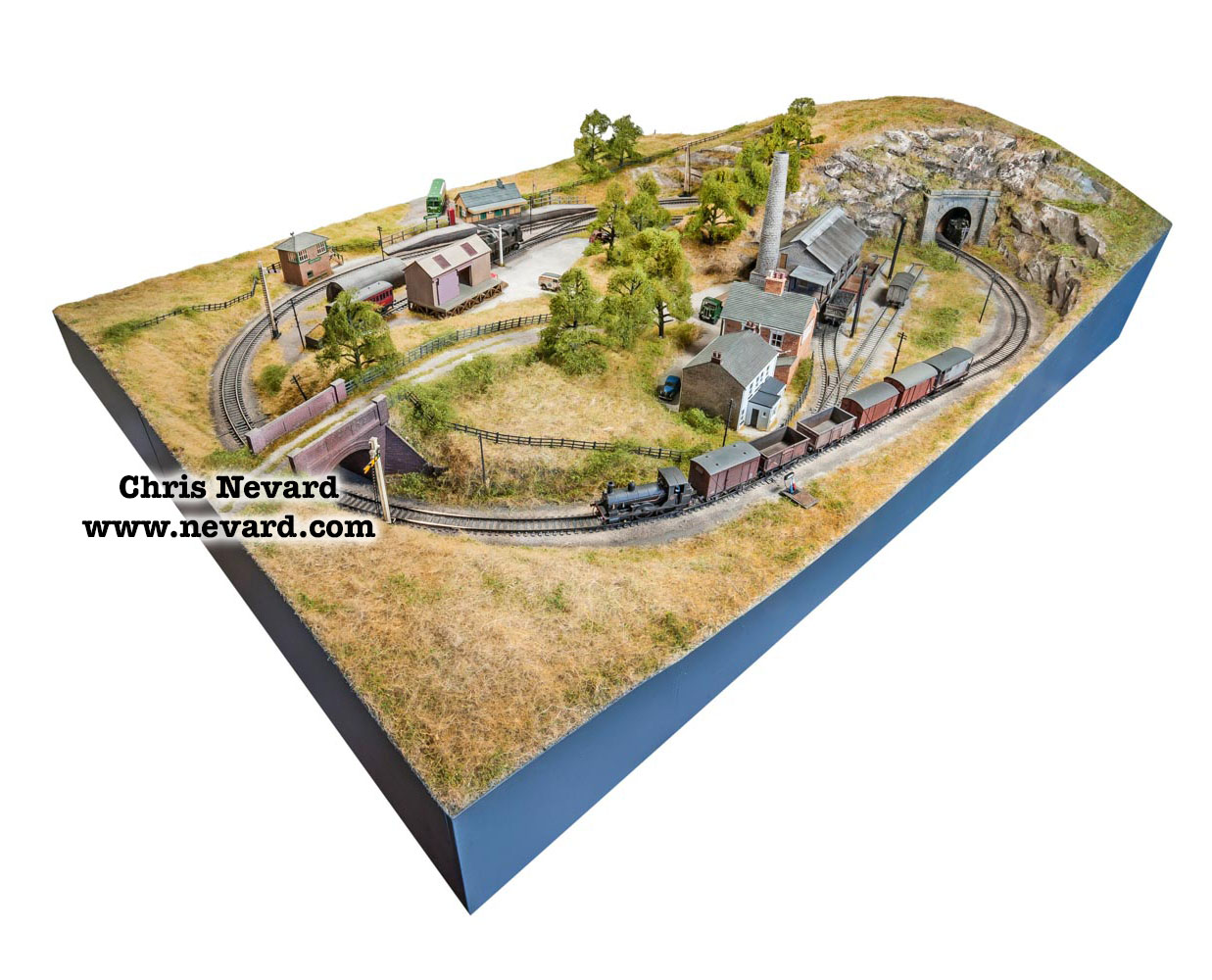 Chris Nevard Model Railways & Photography Blog: Trainset!