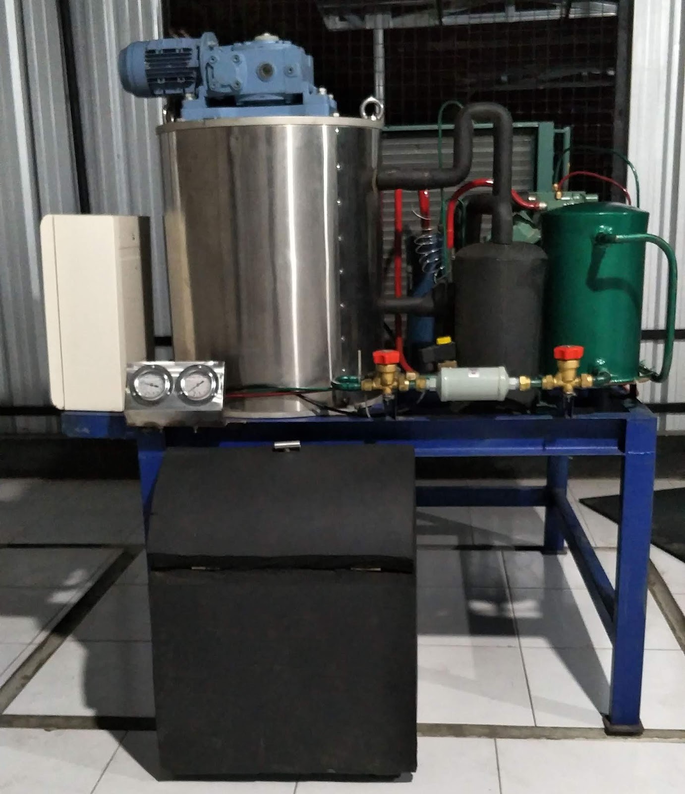 Mesin pembuat es batu serpihan - Ice Flake Machine: Ice Flake Machine ...