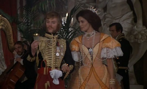 Rosie's Chronicles: "ROYAL FLASH" (1975) Photo Gallery