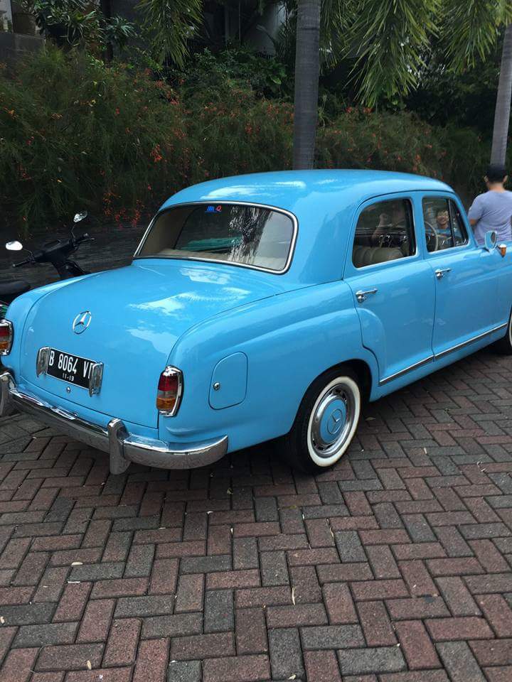 KOLEKSI MOBIL ANTIK : Mercy Ponton 180 tahun 1955 - LAPAK MOBIL DAN ...