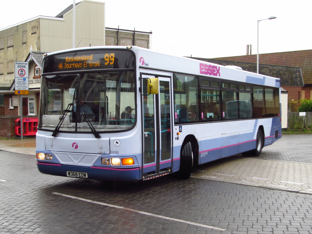 East Norfolk (& East Suffolk) Bus Blog: Damp and Chilly Lowestoft